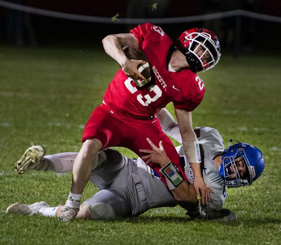 La Center holds off Castle Rock in wild affair