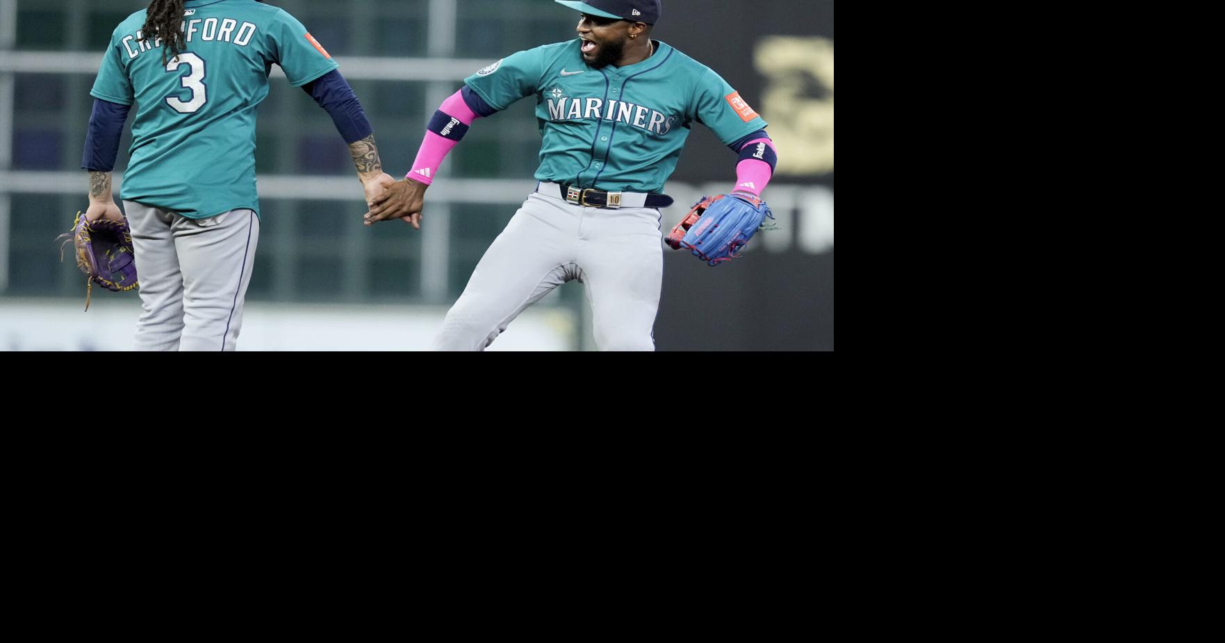 M’s near AL West title after sweeping Astros. Magic numbers, odds ...