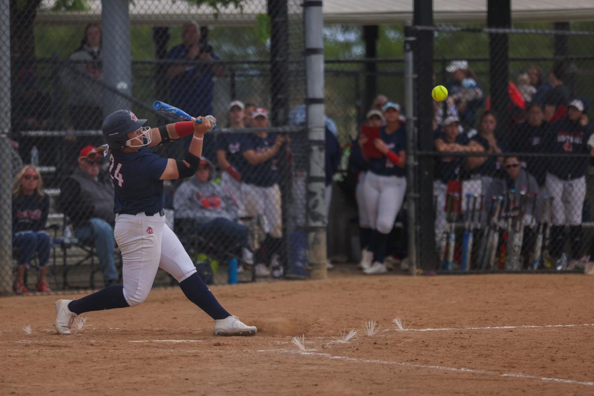 LCC softball splits on Friday to advance to Final Four