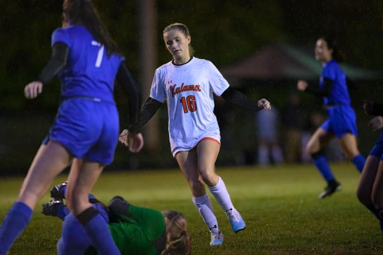2B High School Girls Soccer Roundup: ‘Cohesive’ Kalama puts the kibosh ...