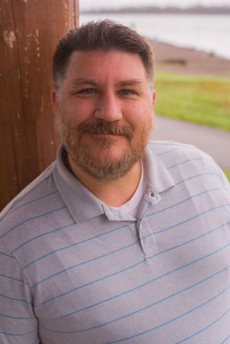 Kalama mayor, incumbents take initial lead in primary election