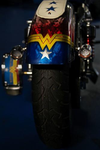 Longview woman wows Portland moto show with Wonder Woman bike