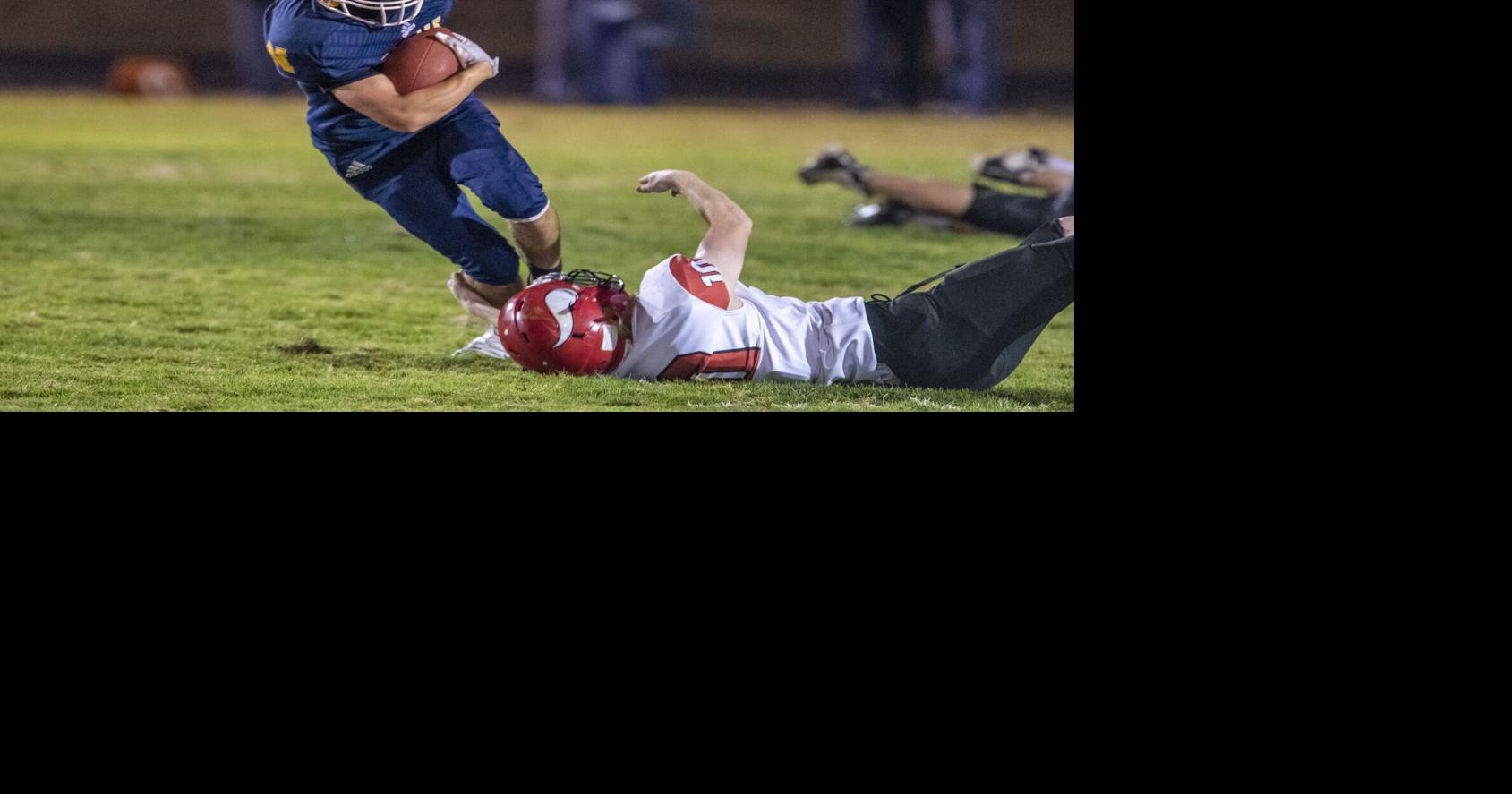 1B High School Football: Naselle fades late in de facto league title ...