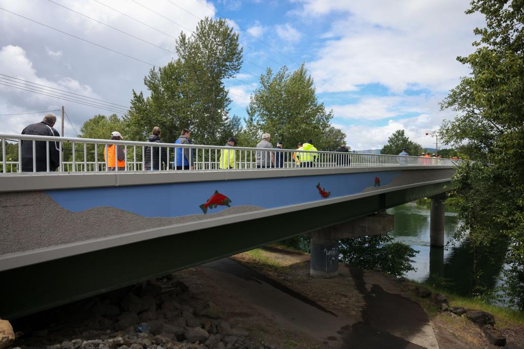 PHOTOS: Cowlitz River Bridge reopens in Castle Rock