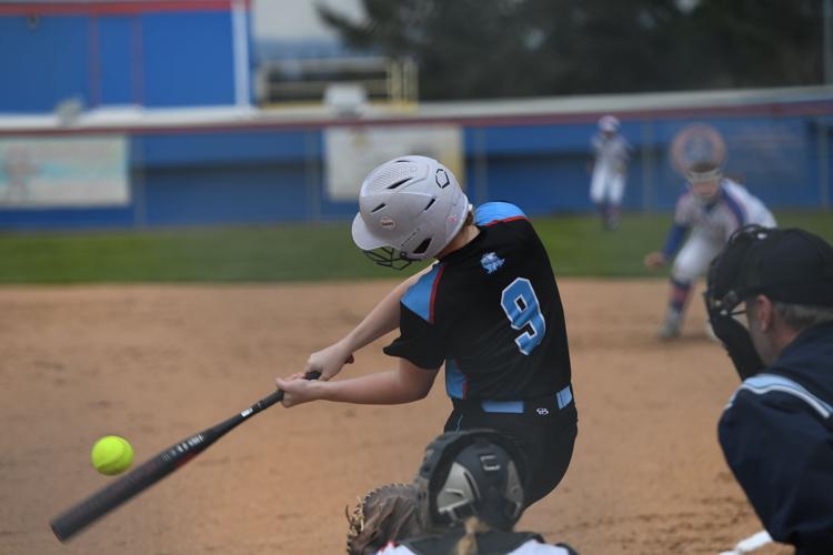 2A Prep Softball: Mark Morris falls at Ridgefield