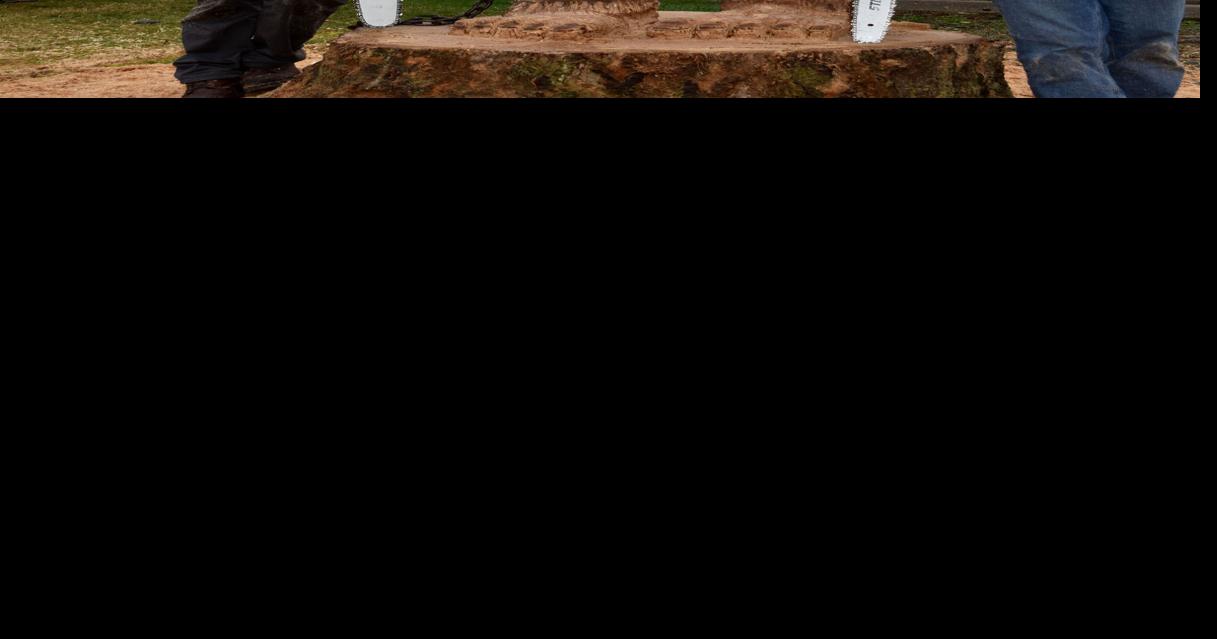 Sasquatch (statue) sighting in Longview