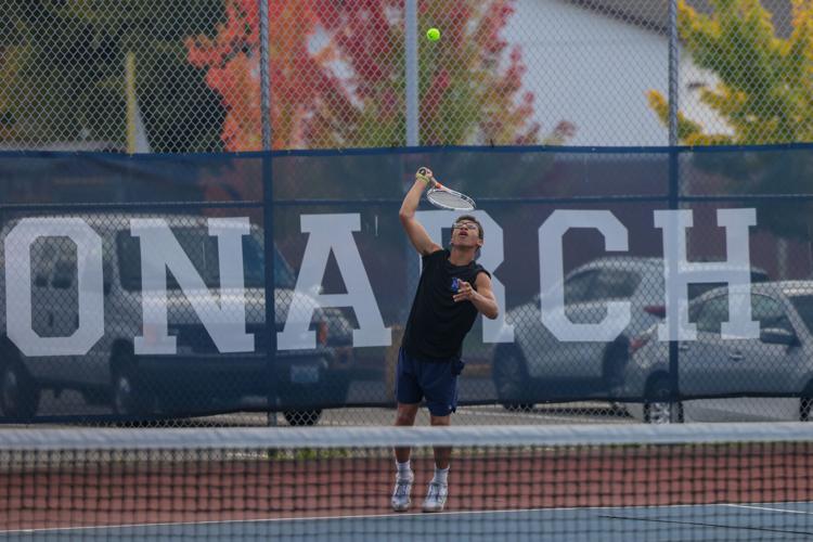 R.A. Long edges Mark Morris behind doubles tandems