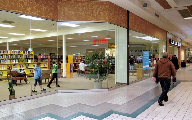 Kelso Public Library sets up shop at Three Rivers Mall