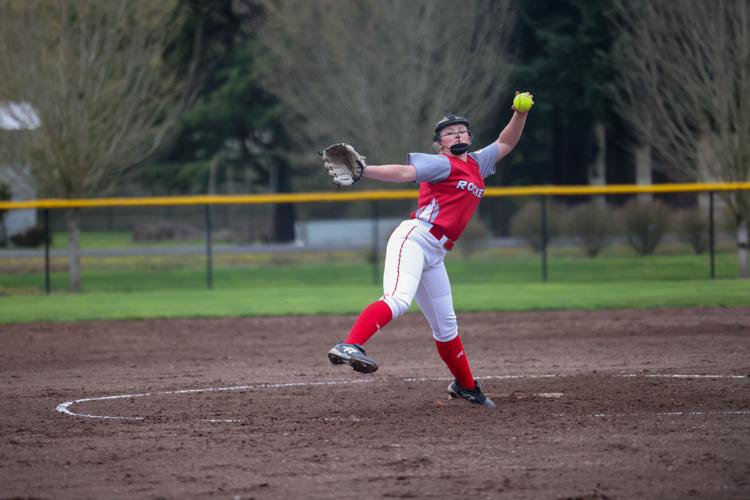 Softball Roundup: Kalama gets past Castle Rock