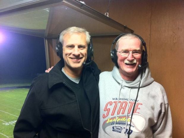 The Voice of the Hilanders: Kelso honors longtime announcer Rick Roberts