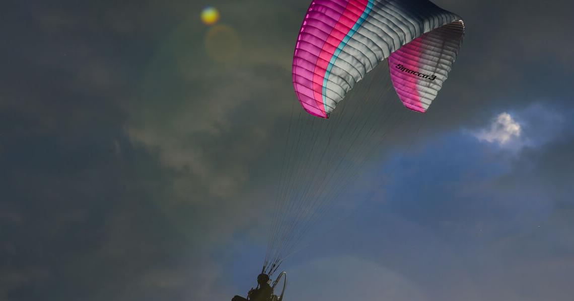 PHOTOS: Powered paragliding at Willow Grove Park in Longview