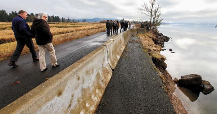 Wahkiakum County rethinking stance on federal fix for dike