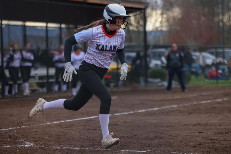 Softball Roundup: Kalama gets past Castle Rock