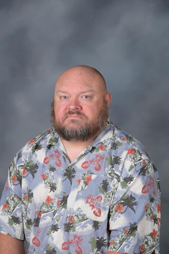 Bail at $100K for Rainier principal suspected of child porn