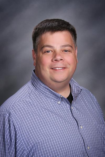 Castle Rock Police Chief Scott Neves hired to lead Cowlitz 2 Fire & Rescue