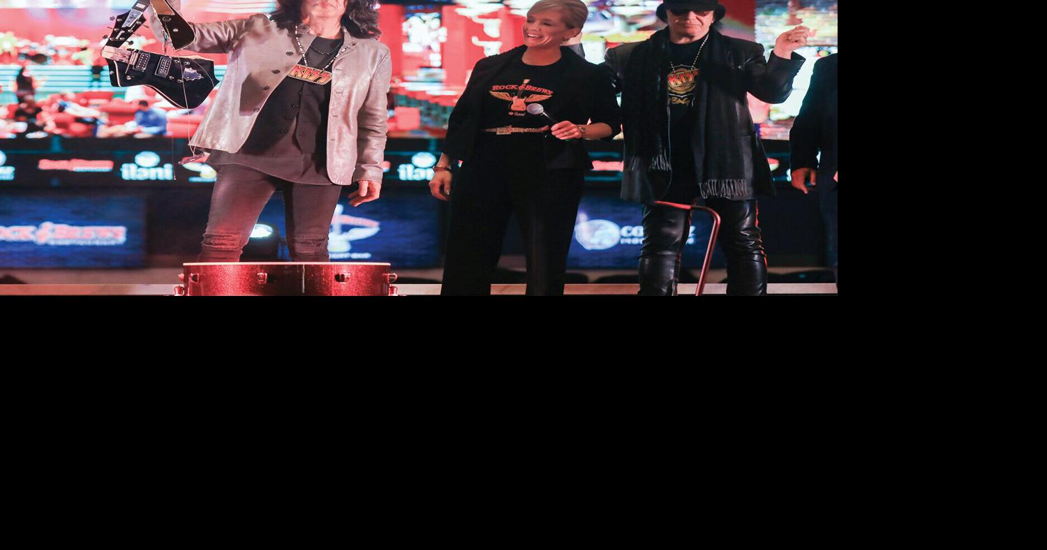 Gene Simmons, Paul Stanley of KISS visit ilani for restaurant ...