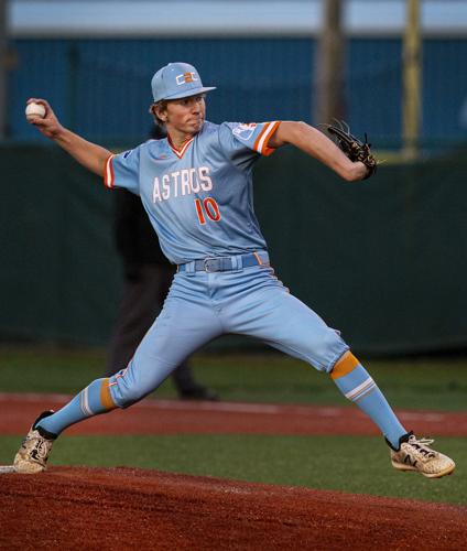 Dream school: Toutle Lake freshman hurler, Swanson, commits to Oregon ...