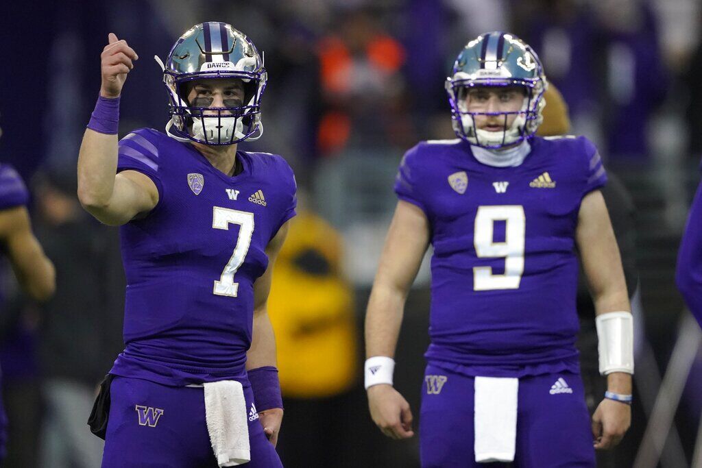 Here's why Husky QB Dylan Morris is staying through playoffs despite ...