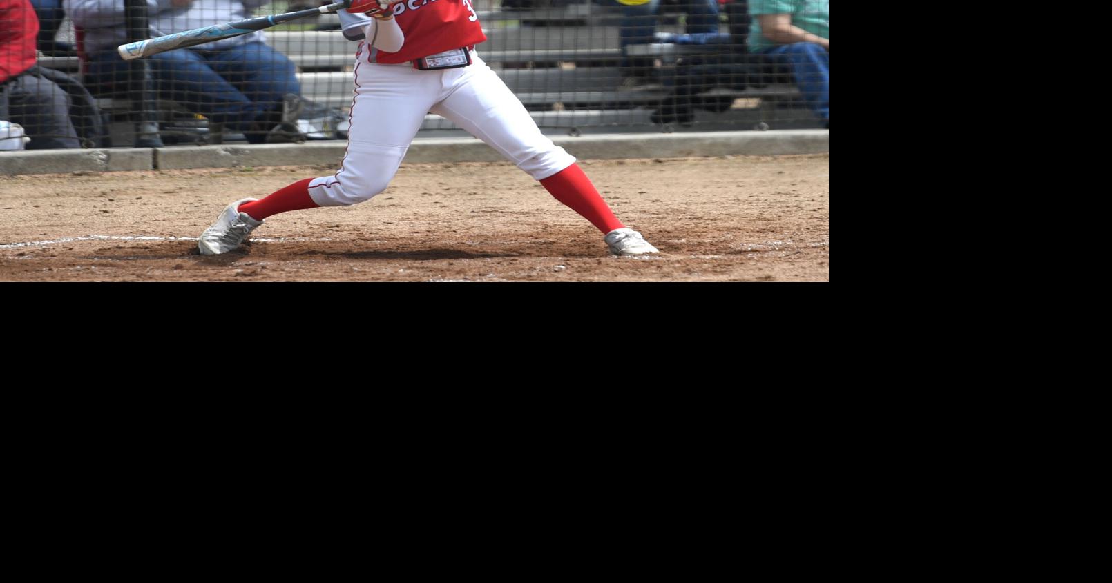 1A District Softball: Castle Rock starts hot, drops Elma in opener