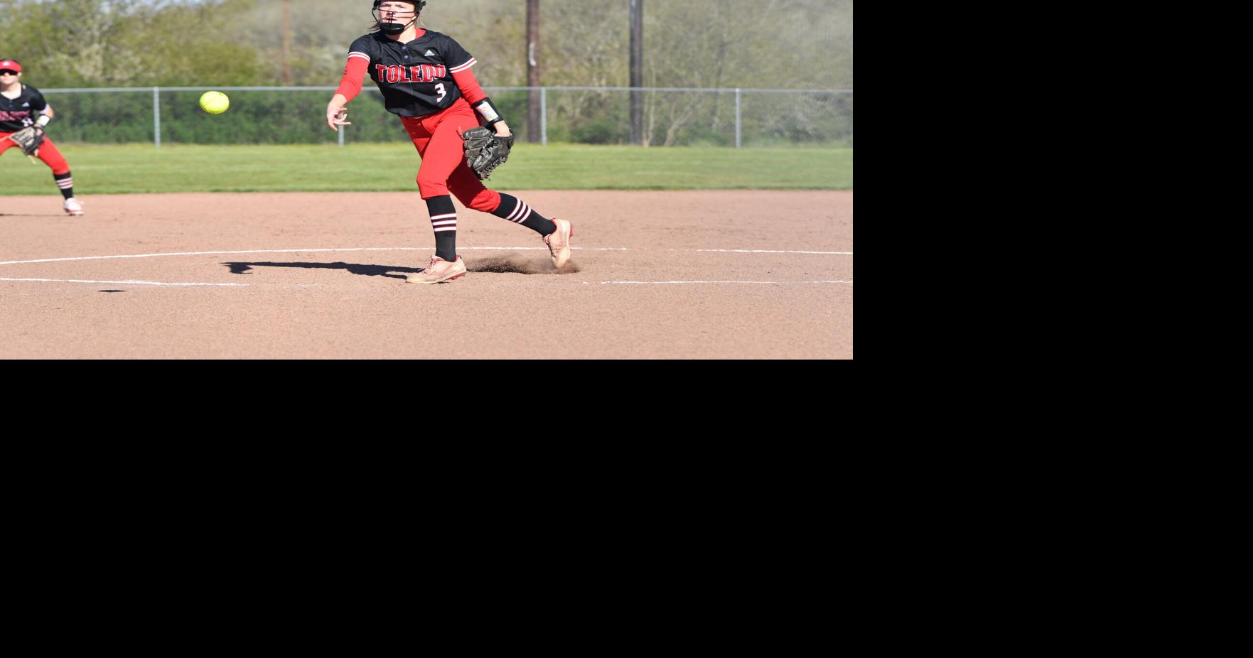 Toledo softball Holter 01.JPG