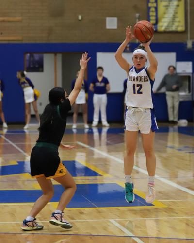 3A High School Girls Basketball: Kelso beats Evergreen