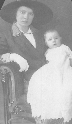 Castle Rock's Margaret Kunz turns 100