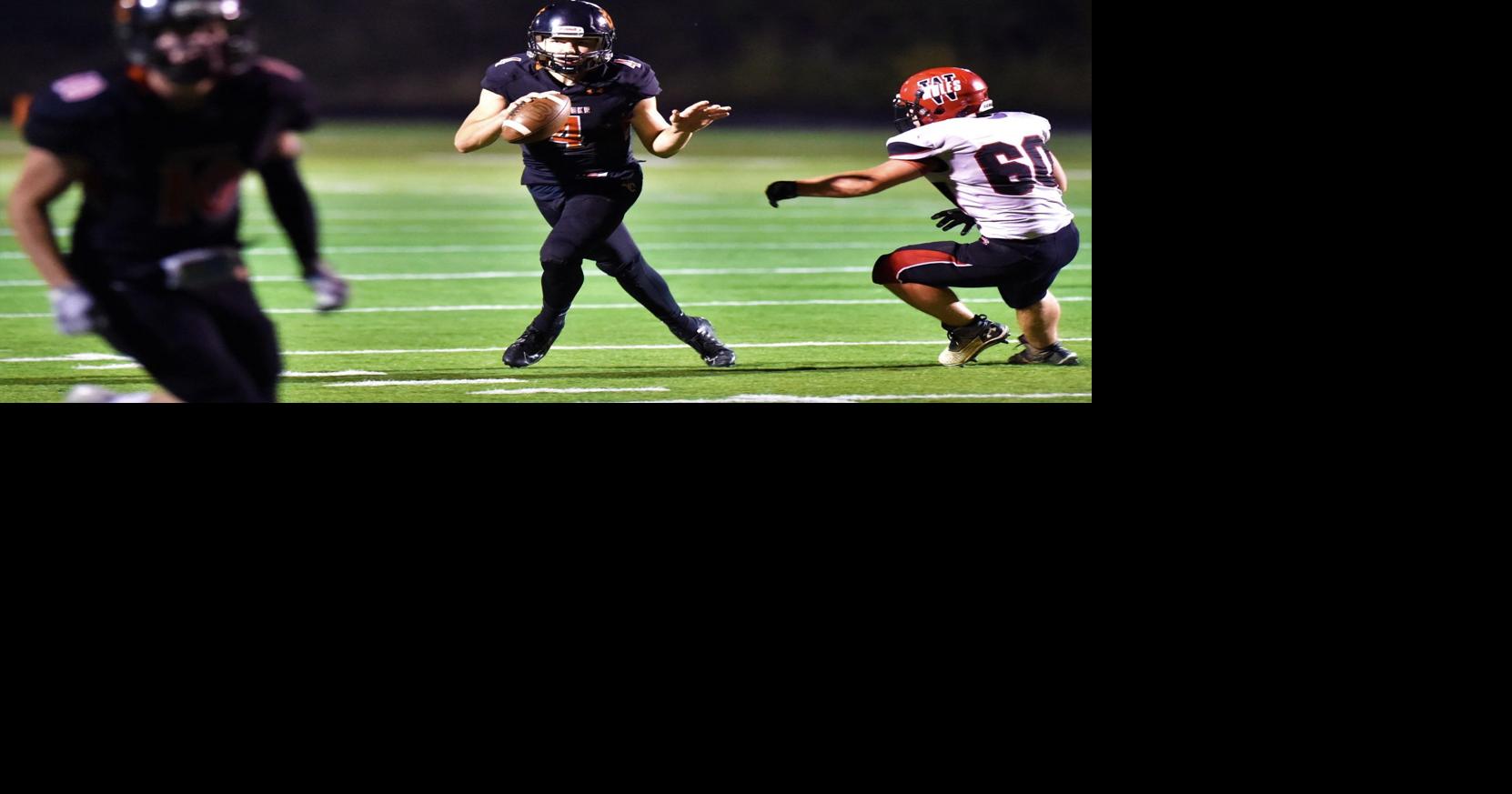 2B Football: Hot start pushes Kalama past Wahkiakum