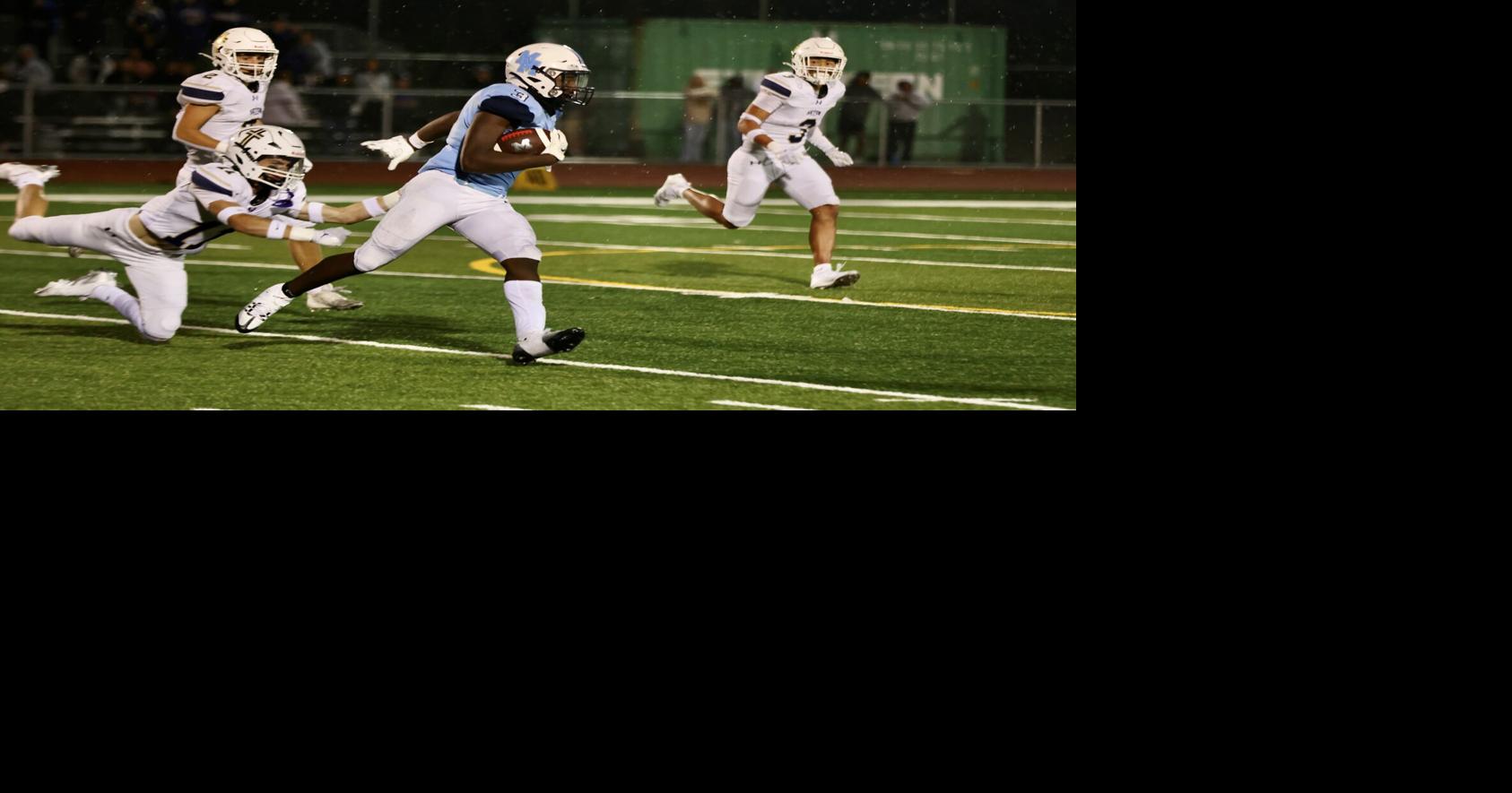 Mark Morris football stifled by Seton Catholic, still looking for first win