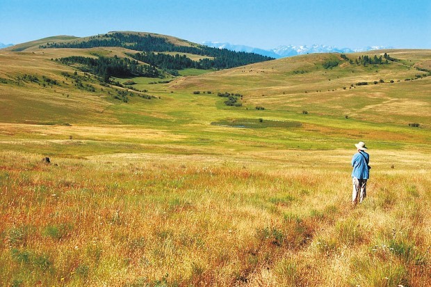 Vast Oregon plateau nourishes dense ecosystem