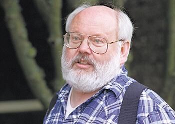 Notorious Longview history teacher Larry Wagle dies at 88