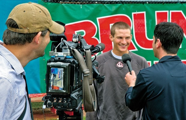 News Photo: Instant celebrity