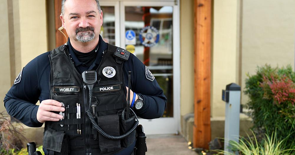 Castle Rock Police Department returns to full staff with new officer ...