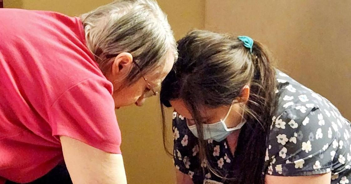 Longview caregivers learn to build trust with dementia patients