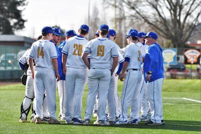 High School Baseball Roundup: Kelso hurls combined no-hitter at Heritage