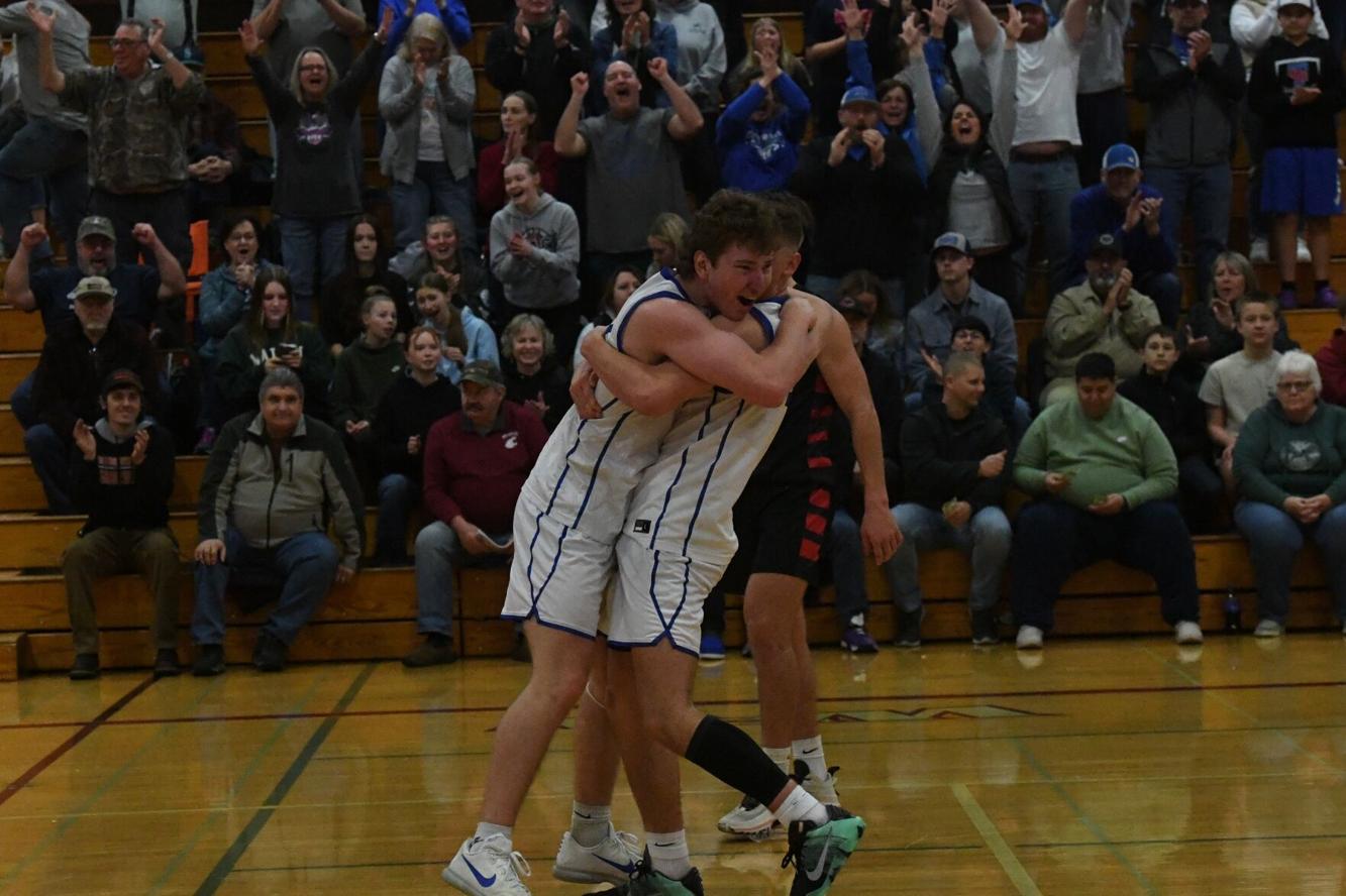 2B High School Boys Basketball: Swanson, Toutle Lake overcome late ...