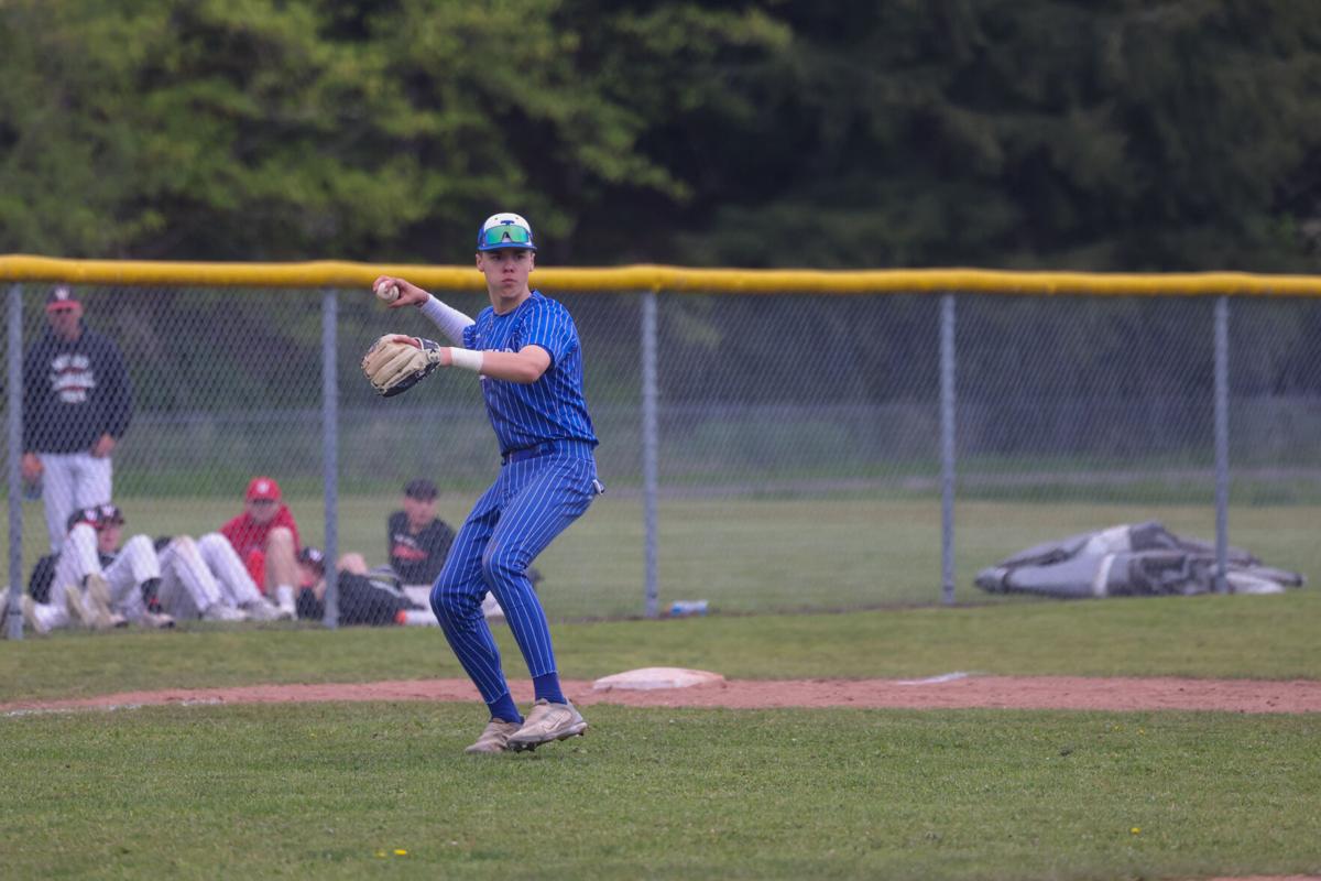 Toutle Lake trounces Pe Ell/Willapa Valley to open Districts