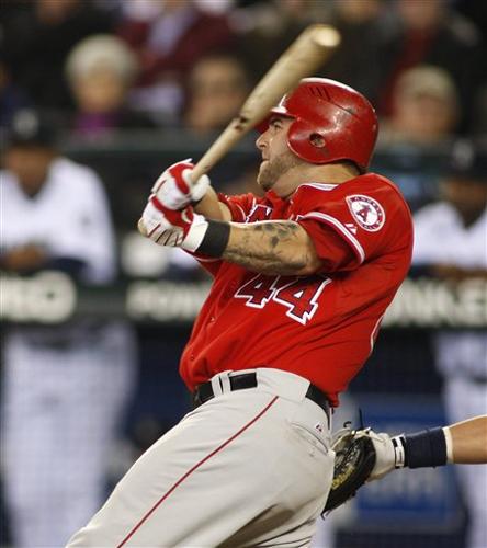 Napoli leads Angels to win over Mariners
