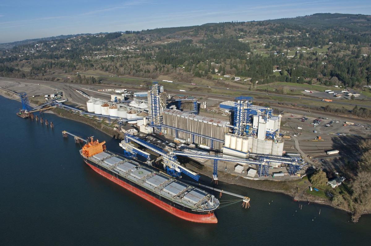 Port of Kalama sets soybean export record, tops other West Coast ports