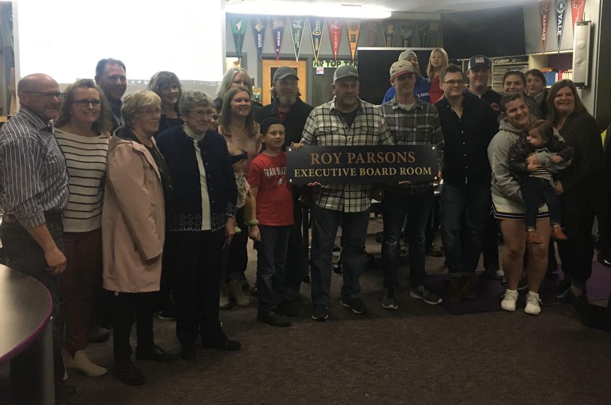 Kelso School Board presents Roy Parsons' family with plaque Monday
