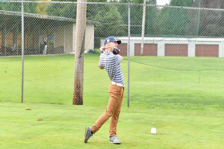 Boys high school golf: Coleman finishes second at leagues