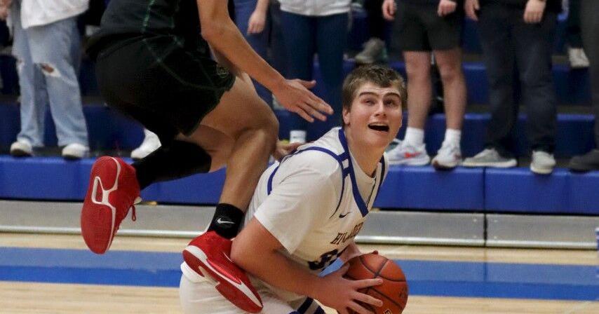 3A High School Boys Basketball: Pesky Kelso defense leads way in win ...
