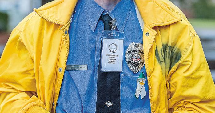 Sunday Snapshot: Nelson Hooper keeps a close eye on Highlands