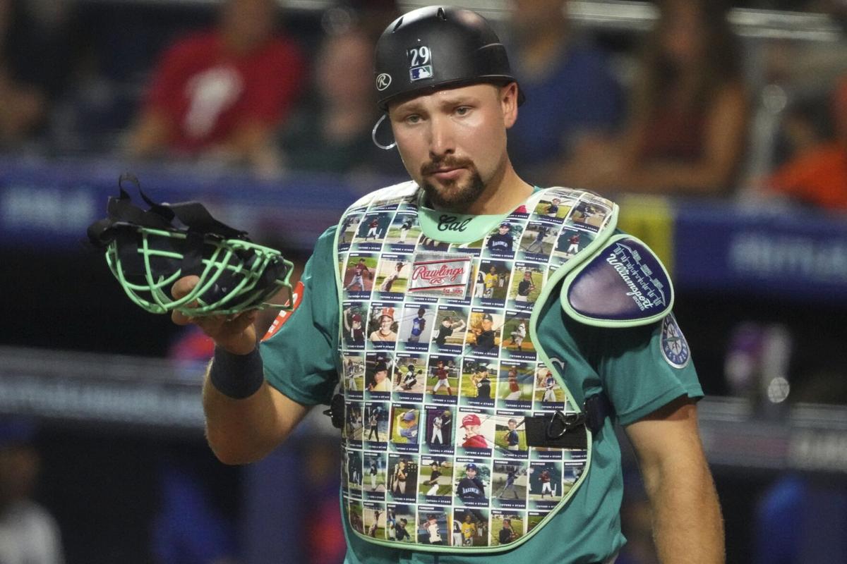 Mariners star Cal Raleigh says it with his unique chest protector