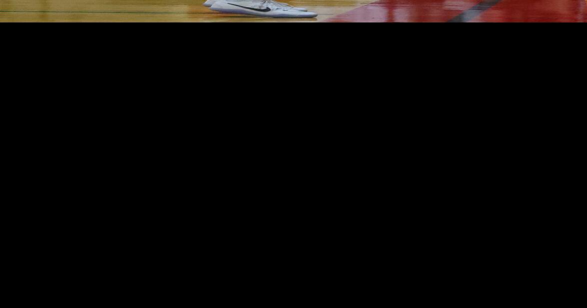 LCC Women's Basketball Larson