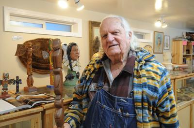 Roy Wilson to plead guilty after Cowlitz Tribe secretary David Barnett ...