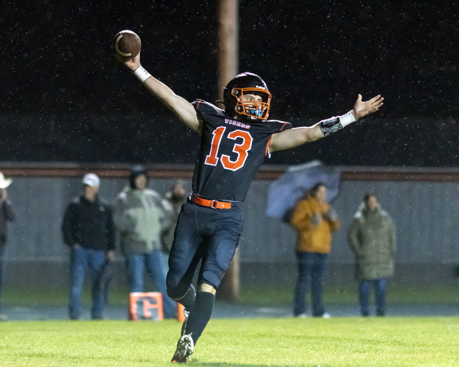 2B High School Football: Napavine dominates Kalama