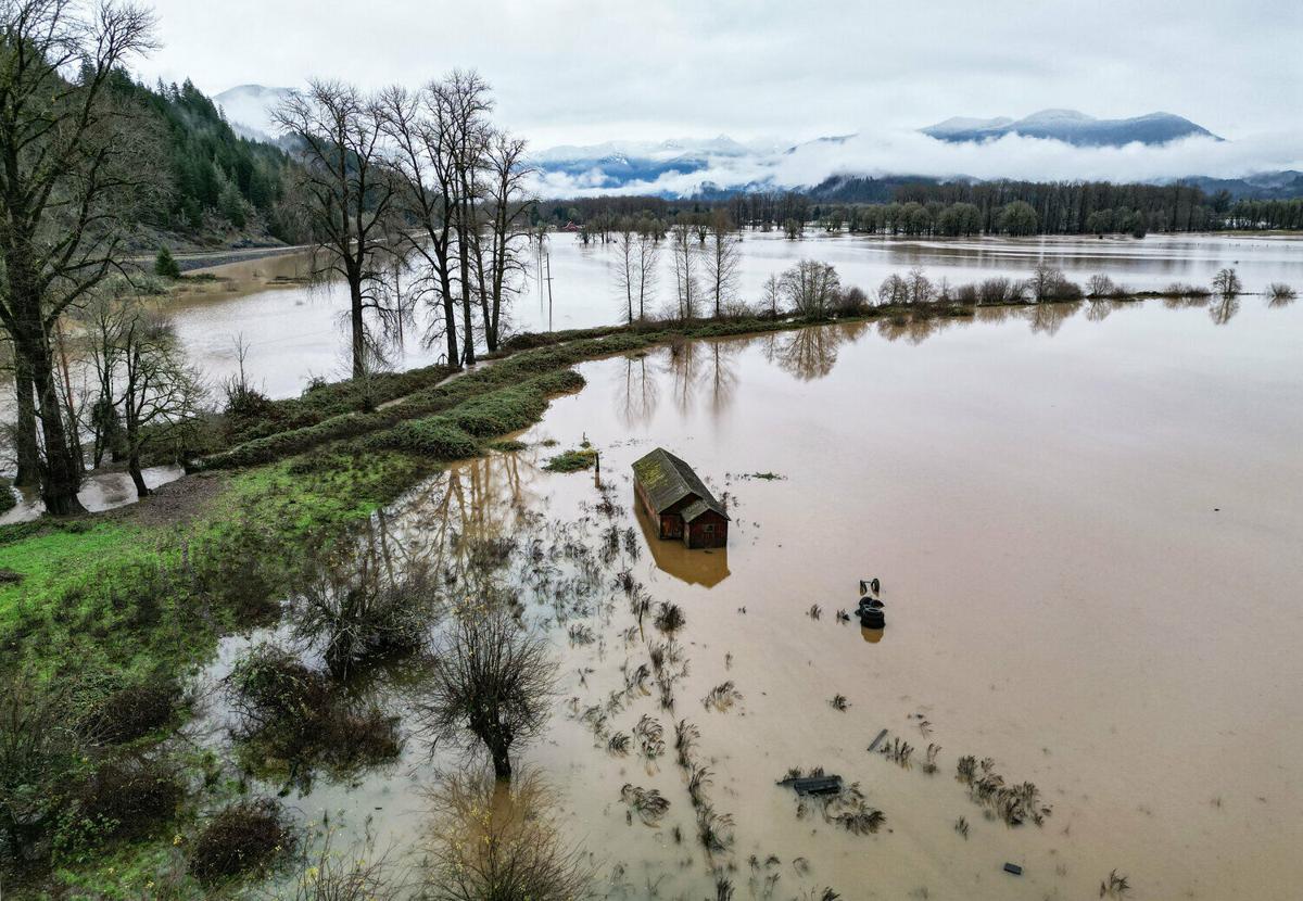 WA is giving $1 million to flood victims, including in Cowlitz County ...