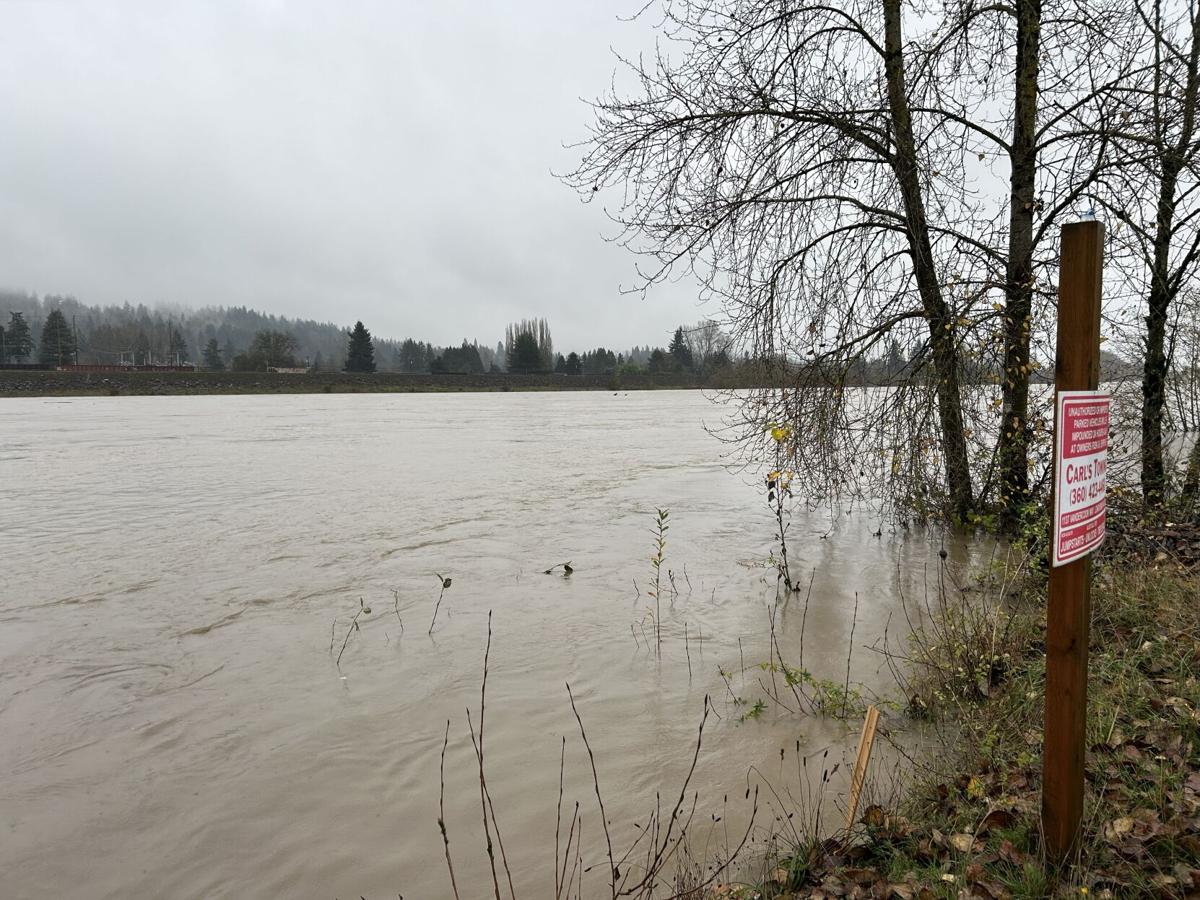 Dam releases won't cause big rise in Cowlitz River at Kelso