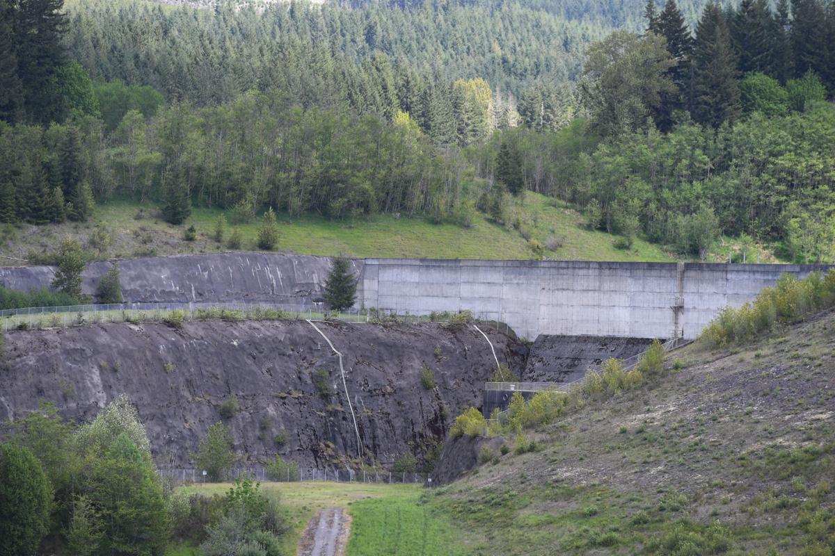 4 decades after Mount St. Helens blast, Kelso looks to replace water ...