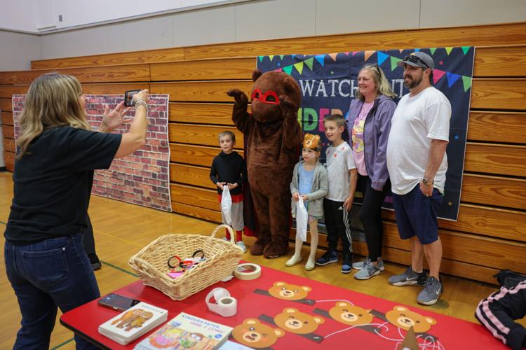 Barnes Elementary School adopts new bear logo after vote